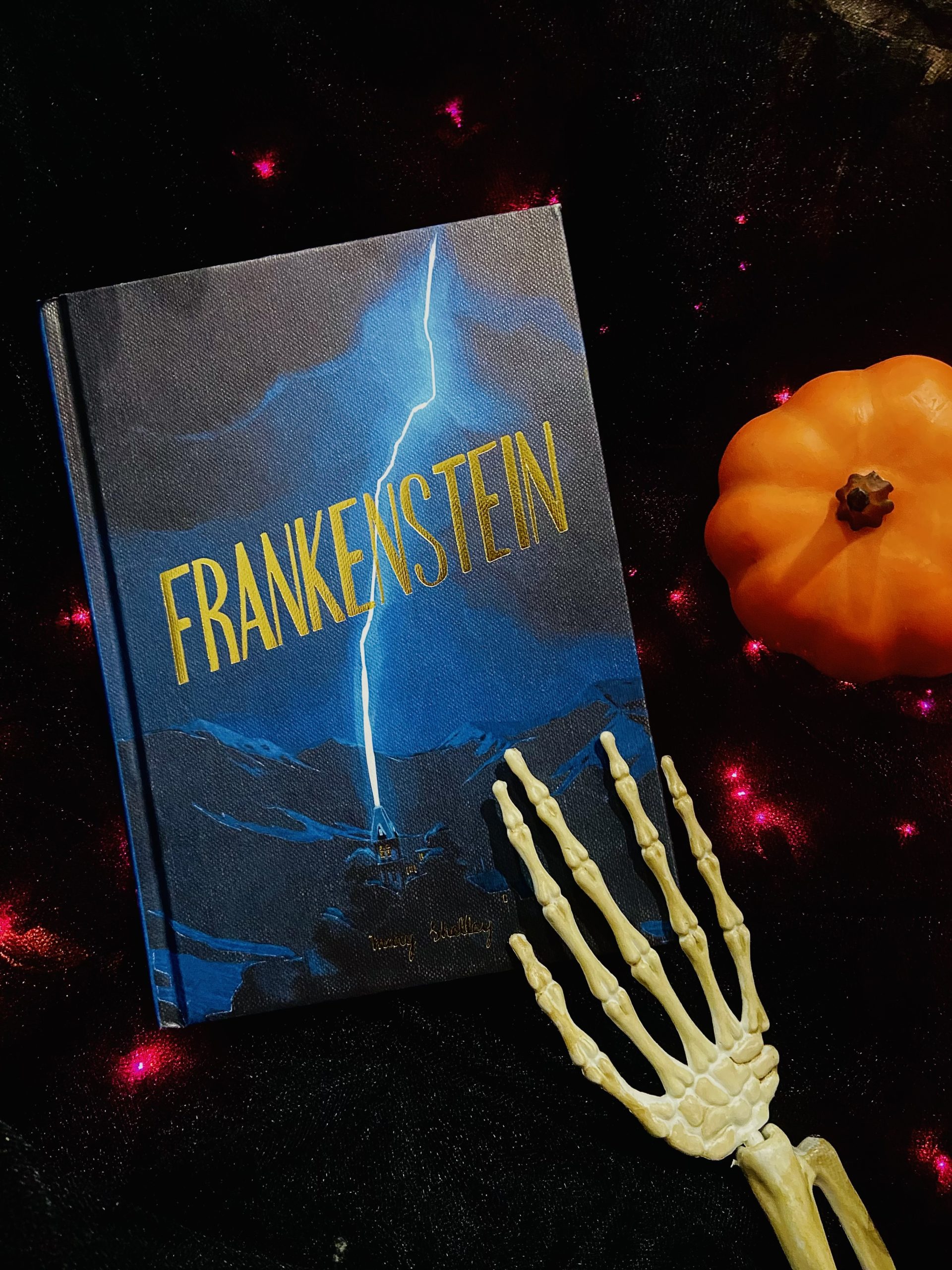 Spooky Books You Should Read this Halloween